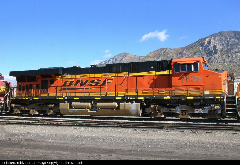 BNSF 7630